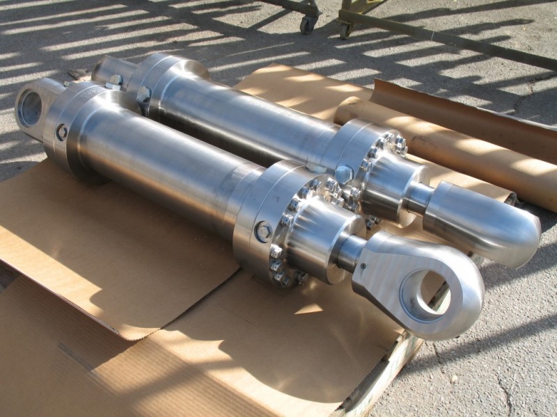 BOLTED DESIGN | Hydraulic cylinder design and manufacturing Australia ...